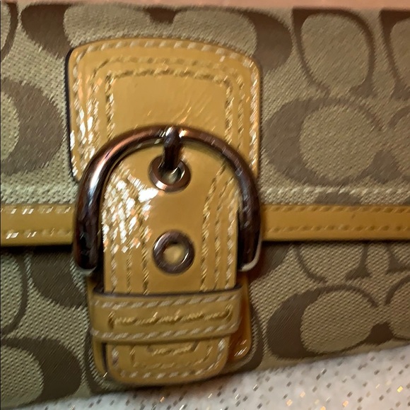 Coach | Bags | Coach Tan Wallet | Poshmark